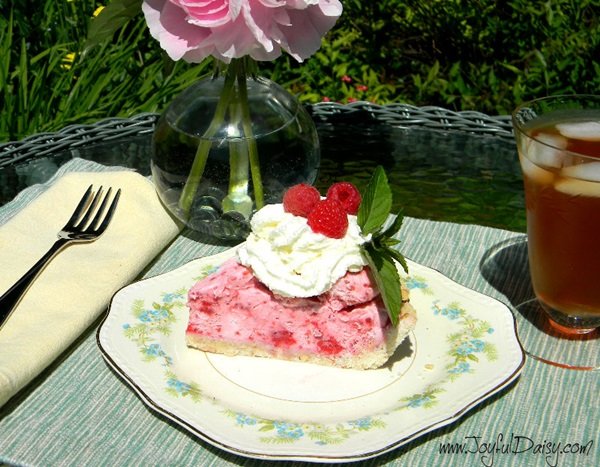 Frozen Raspberry Pie - Simply Sweet Home